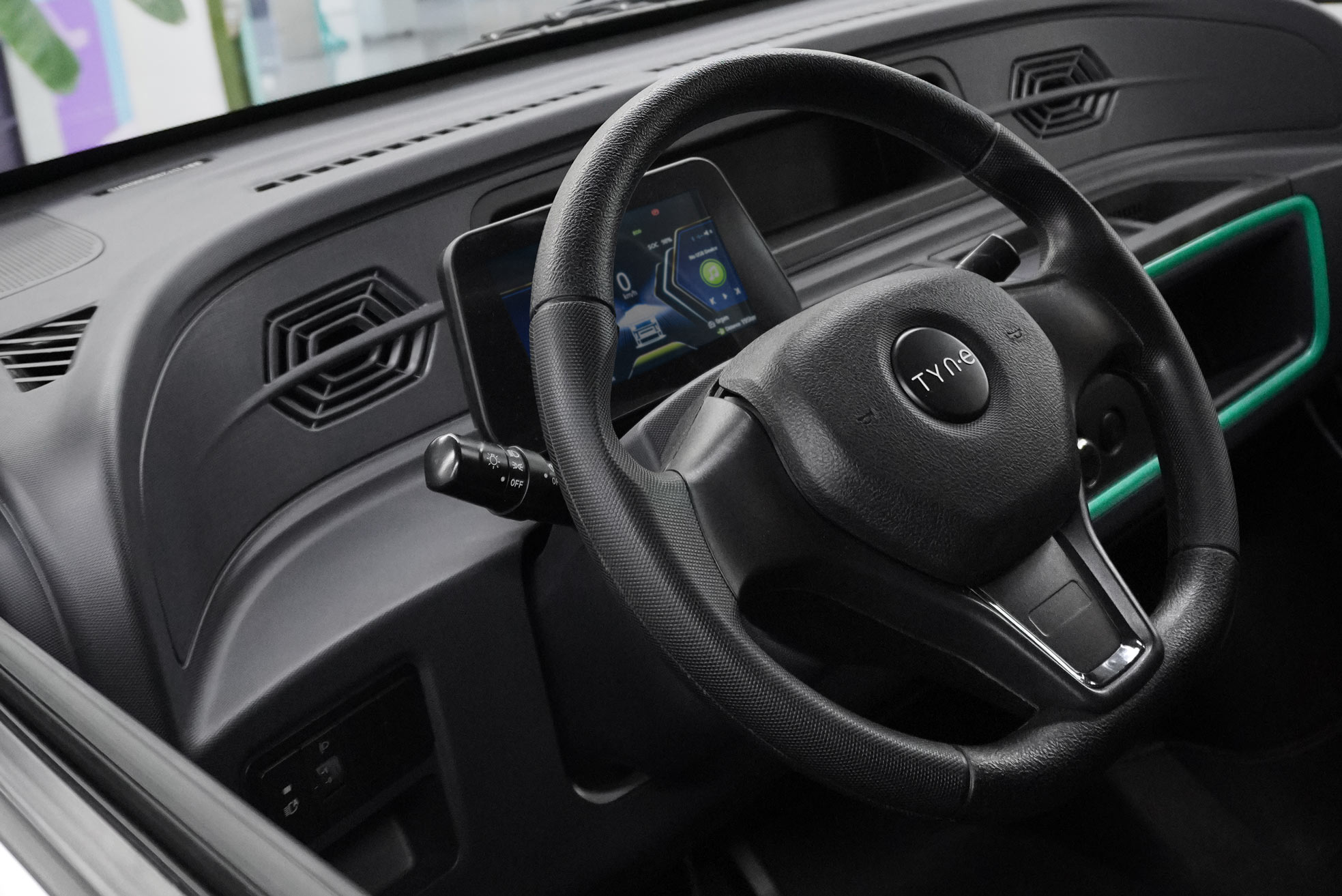 TX1-e – Kompaktes Elektrofahrzeug für effiziente Mobilität | TYN-e